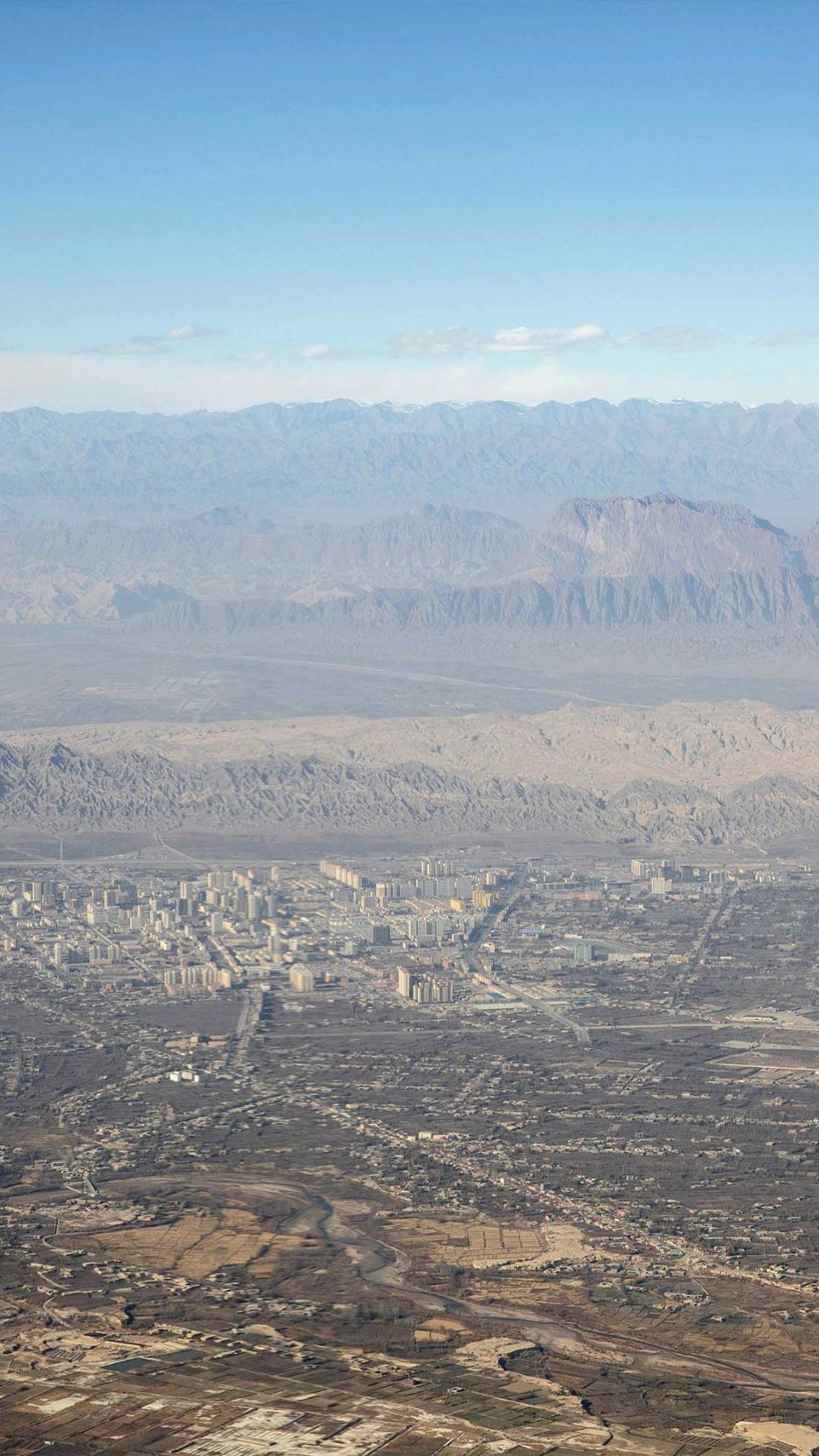 The fight for Xinjiang : The history and geography of China's ...